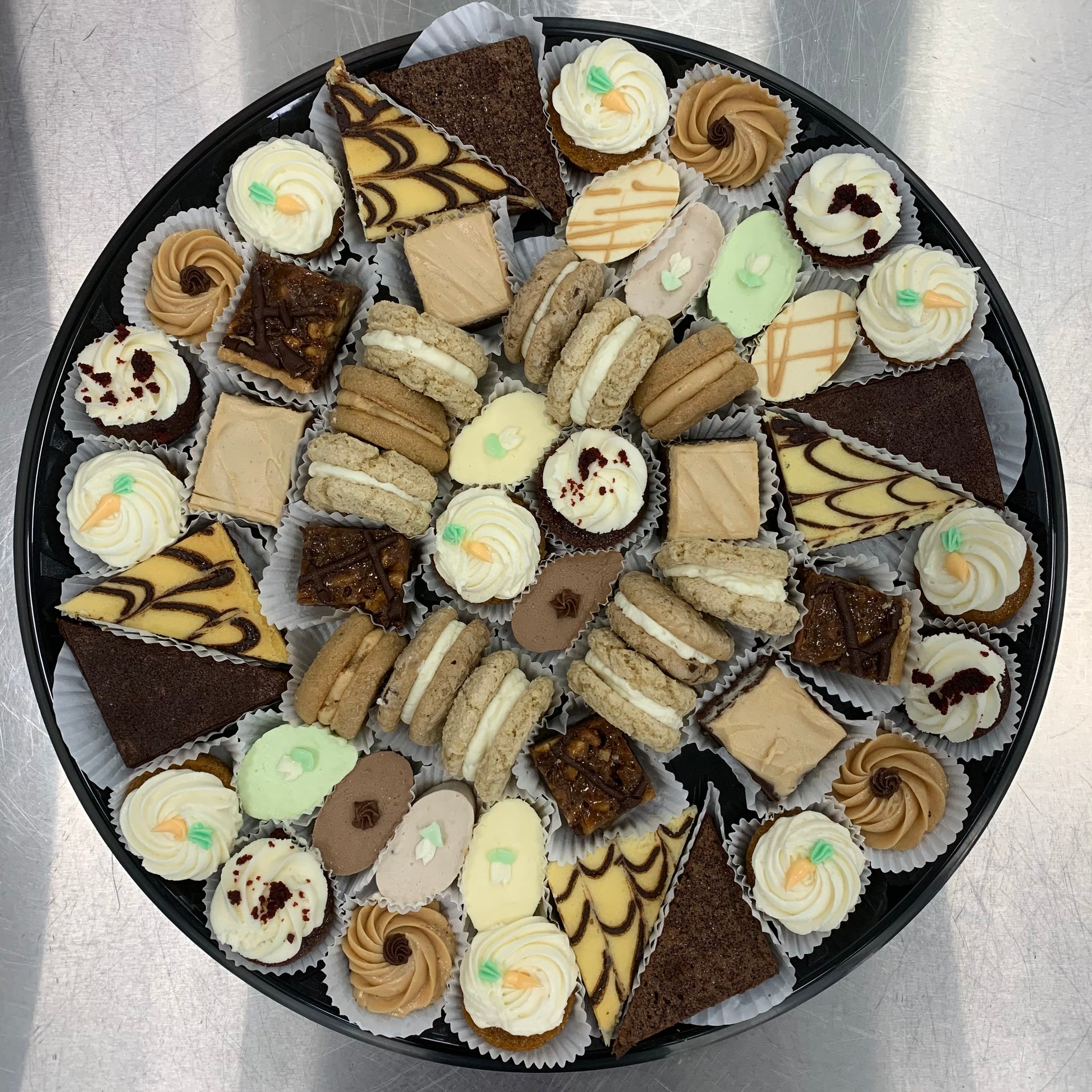 Dessert Trays – Cheesy Eddie's